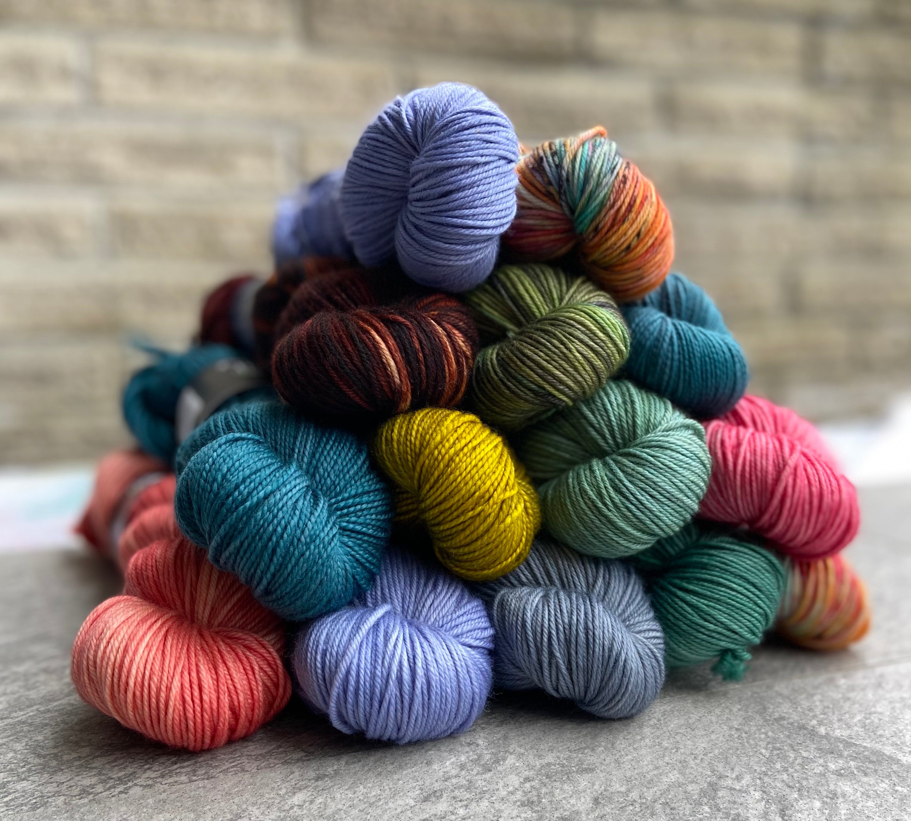 DK Yarn 4-Ply – Fiber Hustle